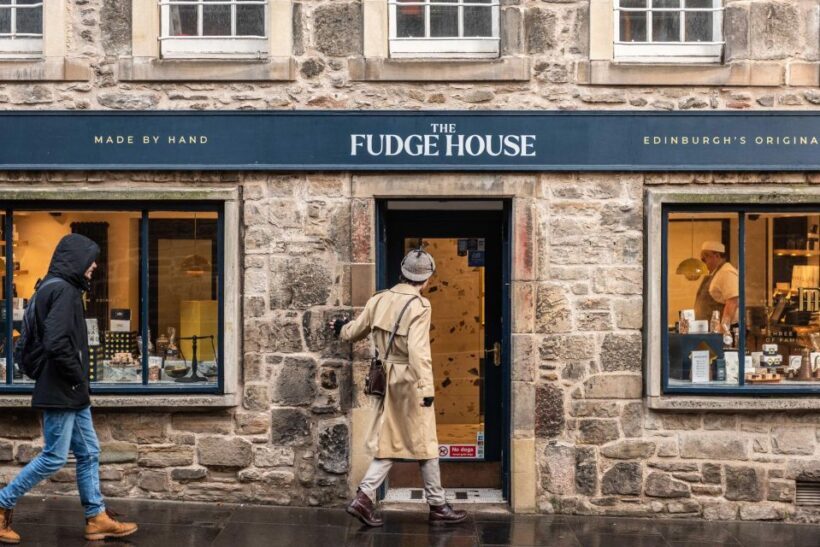 Edinburgh: Historical Gems Tour & A Taste of Scottish Fudge - Key Points