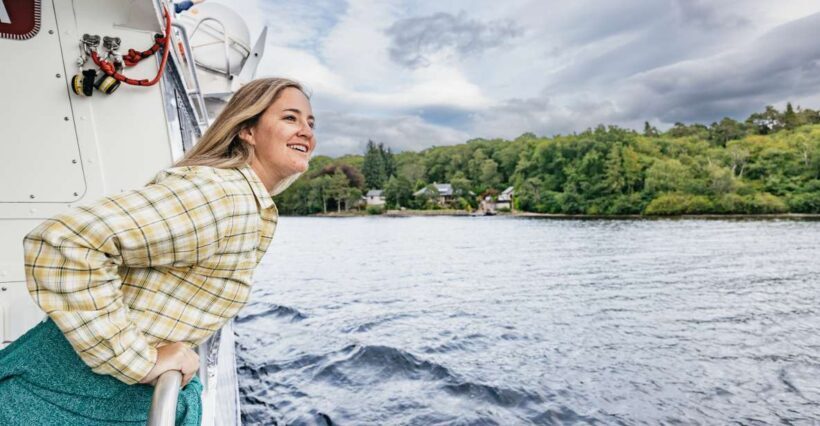Edinburgh: Loch Ness, Glencoe, Coos & the Highlands Day Tour - The Forth Bridges and Perthshire Stop
