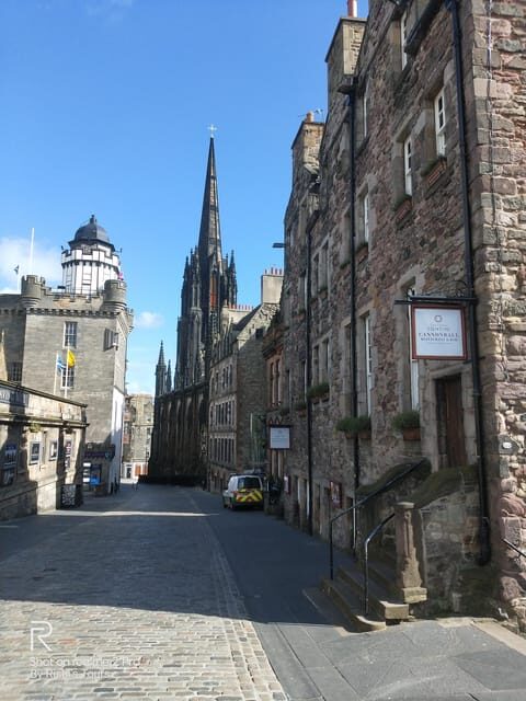 Edinburgh: Old Town Highlights Walking Tour - Who Should Consider This Tour?