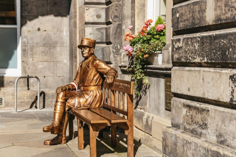 Edinburgh: Old Town History and Tales Walking Tour - Frequently Asked Questions