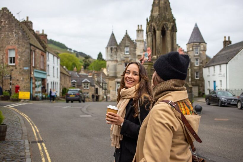 Edinburgh: "Outlander" Filming Locations Guided Tour - Falkland – Inverness in the 1940s