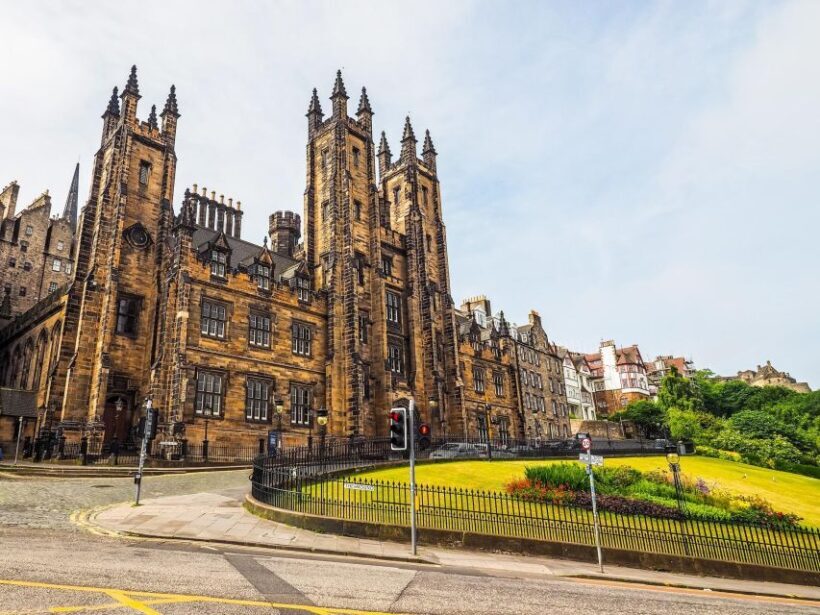 Edinburgh: Private Architecture Tour with a Local Expert - Practical Details and Tips
