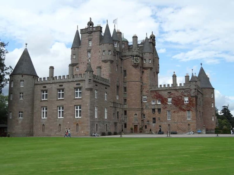 Edinburgh: Private Guided Walking Tour - Exploring Edinburgh in Two Hours: What You Can Expect