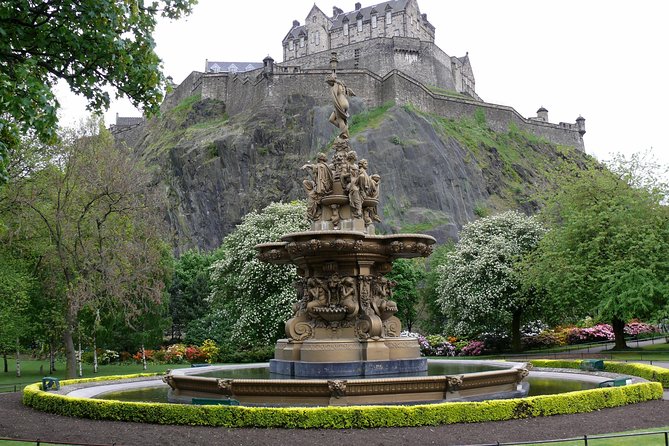 Edinburgh Private Tour With a Local Guide, Highlights & Hidden Gems - Tour Overview and Key Features