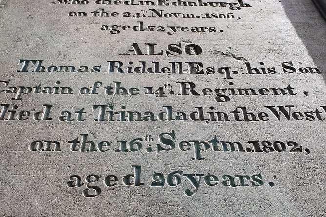 Edinburgh Private Walking Tour - Booking and Cancellation Policies