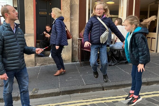 Edinburgh Quest: Self Guided City Walk & Immersive Treasure Hunt - Who Will Enjoy This the Most?