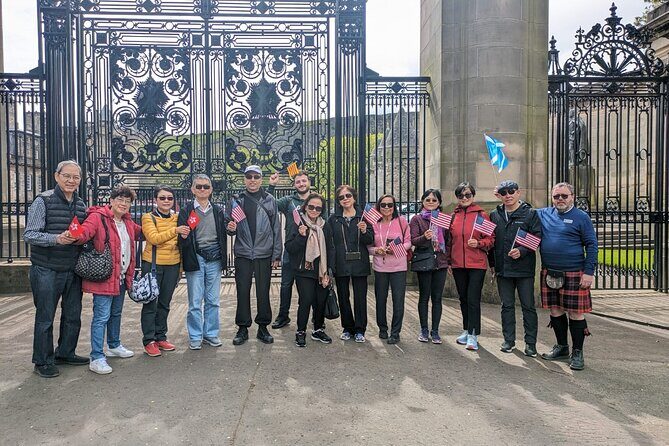 Edinburgh Shore Excursion: City Tour and Royal Yacht Britannia - Key Points