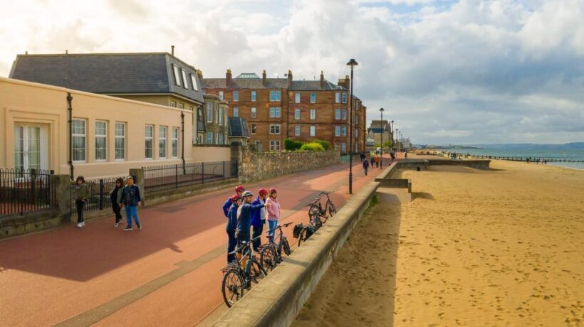 Edinburgh: Sightseeing Bike Tour - Practical Details