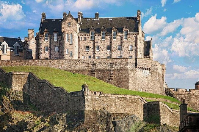 Edinburgh Skip-the-Ticket-Line Castle Walking Tour - FAQ