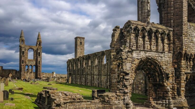 Edinburgh: St Andrews, Dunfermline Abbey and Fife Coast Tour - Key Points