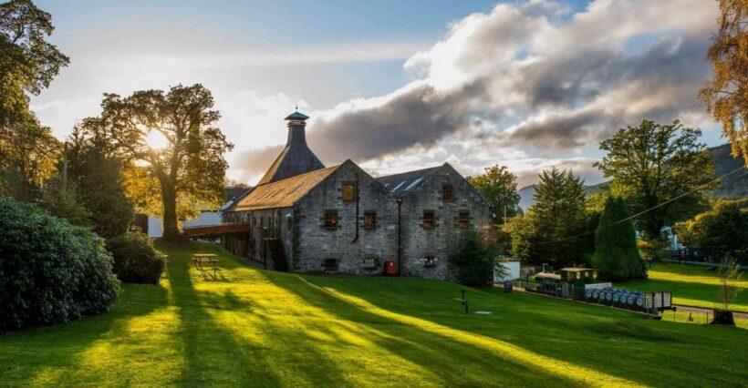 Edinburgh: Ultimate Whisky Experience - What’s Included and What’s Not