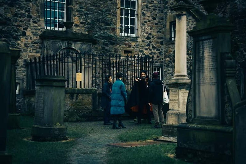 Edinburgh: Underground Vaults and Graveyard Evening Tour - A Detailed Breakdown of the Itinerary