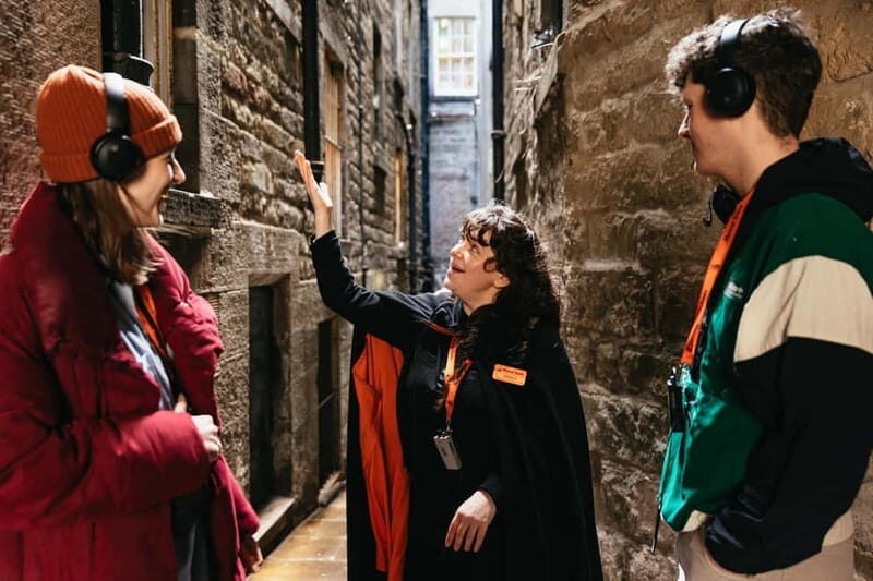 Edinburgh: Underground Vaults Evening Ghost Tour with Whisky - A Closer Look at the Experience