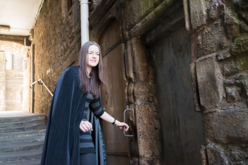 Edinburgh: Underground Vaults Evening Ghost Tour with Whisky - Authentic Experiences and Why They Matter