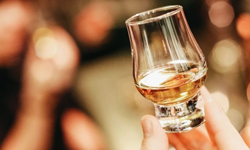 Edinburgh: Whisky Tasting with History and Storytelling - Why This Whisky Tour Stands Out