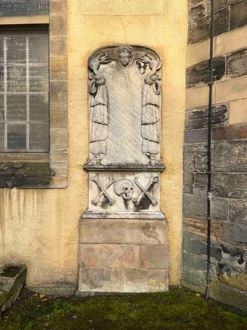 Edinburgh's Dark and Hidden History Walking Tour - A Closer Look at the Tour Itinerary