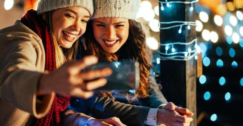 Edinburghs Enchanted Christmas Walkabout - The Experience in Detail