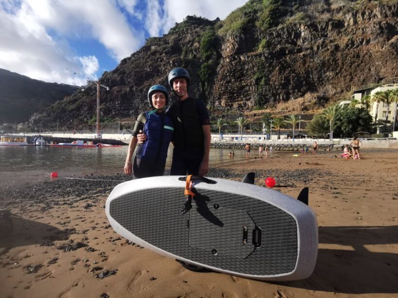 Efoil Surf Board Lesson in Calheta Beach - FAQ
