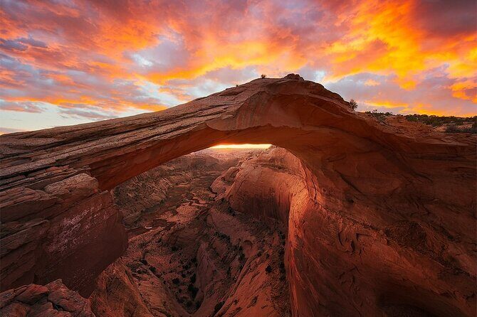 Eggshell Arch Sunset Tour - Who Will Love This Tour?