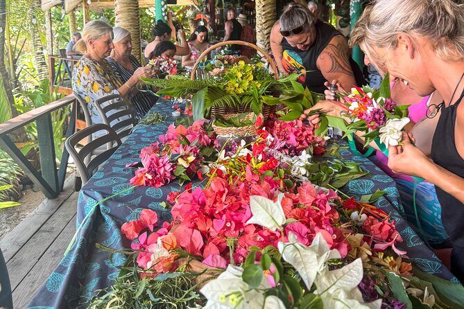 Ei Making Classes in Rarotonga - A Closer Look at the Experience