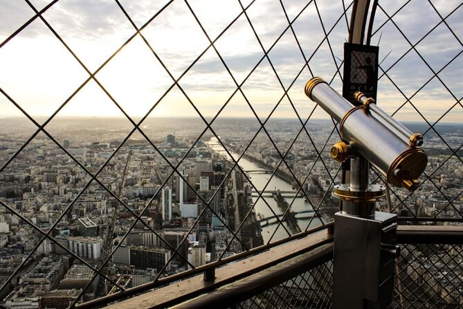 Eiffel Tower Access to 2nd Floor & Summit With Host by Lift - Important Policies and Guidelines