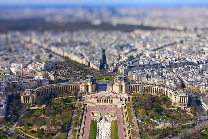 Eiffel Tower Access up to 2nd Floor with Host and Optional Summit - Authentic Experiences and Customer Feedback