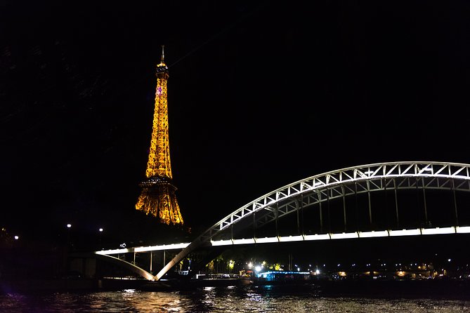 Eiffel Tower & City Tour Plus Seine River Cruise Option - What to Bring