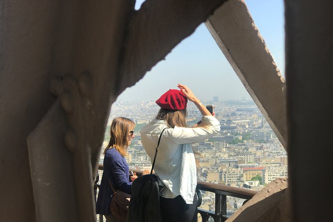 Eiffel Tower Pre Booked Ticket by Lift With Summit Options - What to Expect on the Tour