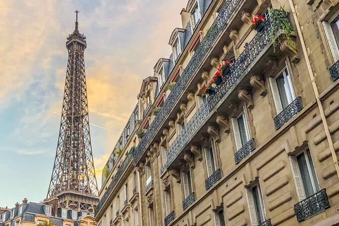 Eiffel Tower Summit at Premium Sunset Time via Lift - Addressing Customer Support and Communication