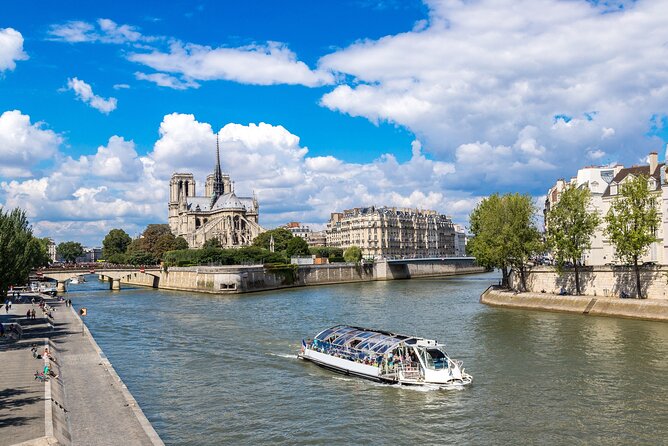 Eiffel Tower Summit Entry with Big Bus and Seine River Cruise - FAQ