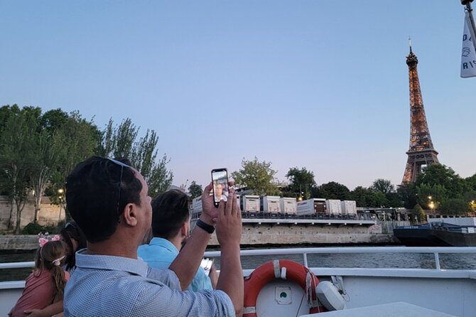 Eiffel Tower Tour & River Cruise With Summit Option - Location and Accessibility