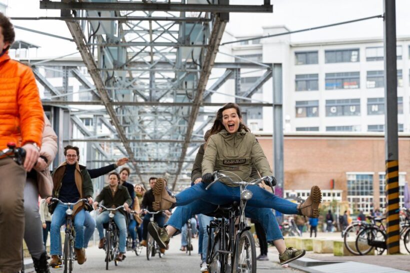 Eindhoven: Private Guide for a Bike Tour - Exploring Eindhoven on Two Wheels