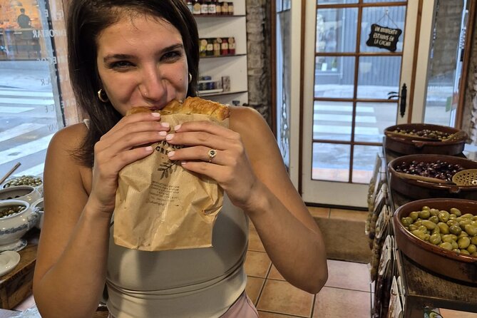 Eixample Unwrapped A Vegan Tour in Barcelona - Key Points