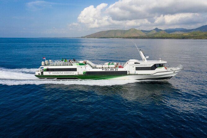 Eka Jaya Boat Transfer from Lombok to Serangan - An Honest Look at Eka Jaya’s Boat Transfer Experience