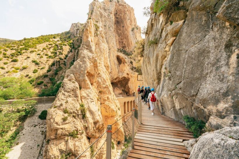 El Chorro: Caminito del Rey Guided Tour with Shuttle Bus - FAQ