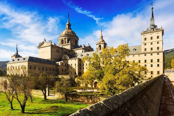 El Escorial and Valley of the Fallen Private Tour - Analyzing the Value: Is It Worth It?