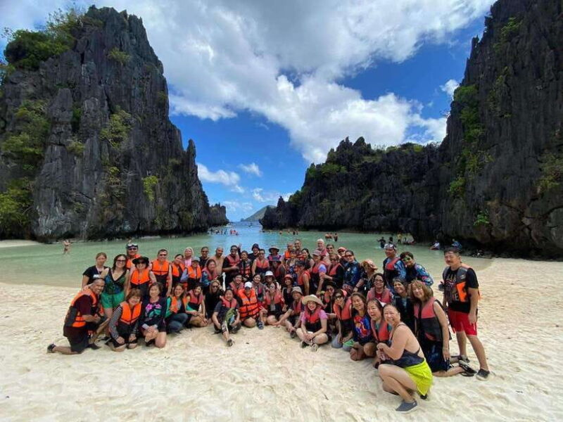 El Nido: Tour C with Matinloc Shrine and white sand beaches - Key Points