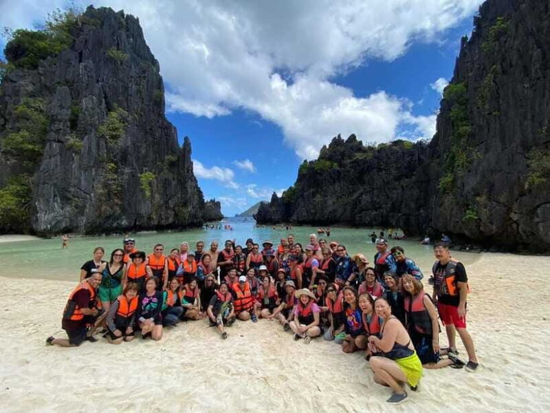 El Nido: Tour C with Matinloc Shrine and white sand beaches - FAQ