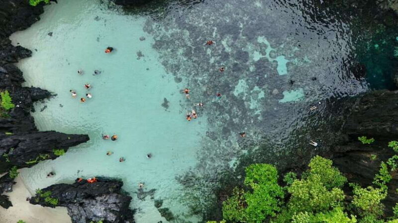 El Nido:Private Tour D with Highlights Small & Cadlao Lagoon - Who Is This Tour Best For?