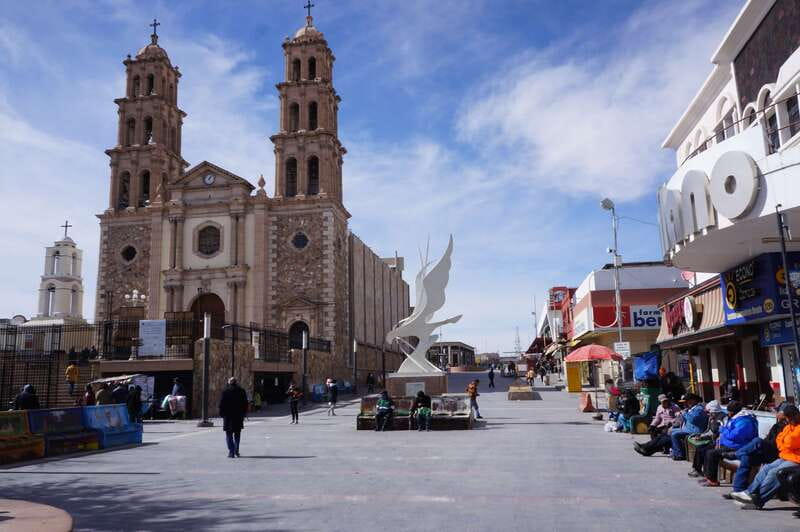 El Paso & Juarez Downtown Historic Walking Tour - Authenticity and Real-Life Experiences