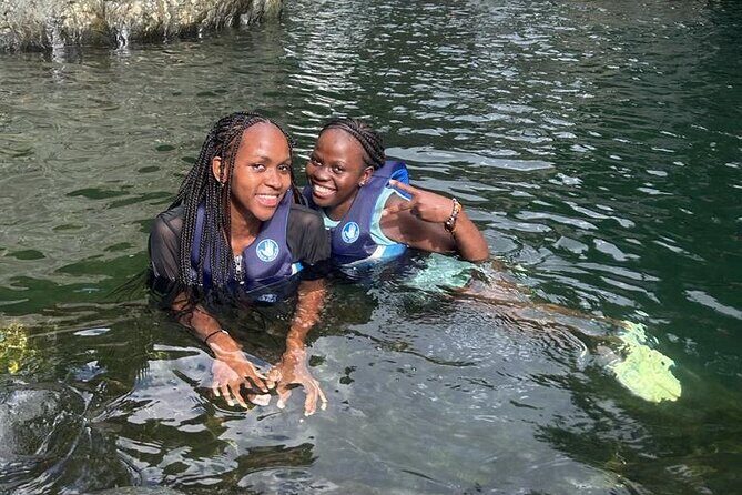 El Yunque Tour with Luquillo Lunch Stop and Transport: 6 ppl Max - The Sum Up: Who Is This Tour For?