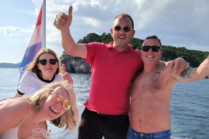 Elaphite Islands Boat Cruise in Dubrovnik - Accessibility and Participation