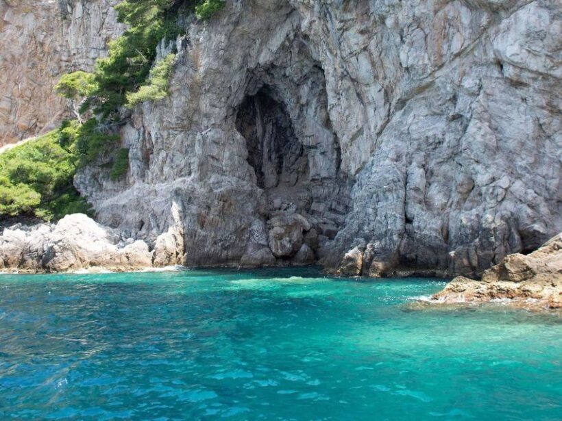 Elaphite Islands Cruise and Blue Cave Snorkeling Boat Tour - The Itinerary in Detail: A Closer Look