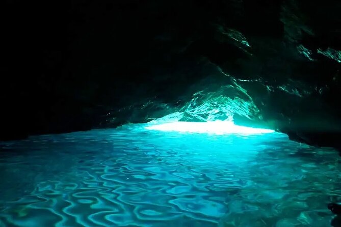 Elaphite Islands Cruise With Local Gastronomy at Captains House - Tour/Activity Accessibility