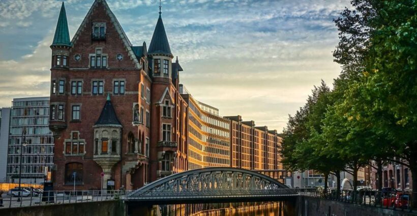 Elbphilharmonie, Speicherstadt & HafenCity Private Tour - A Closer Look at Hamburg’s Waterfront Secrets