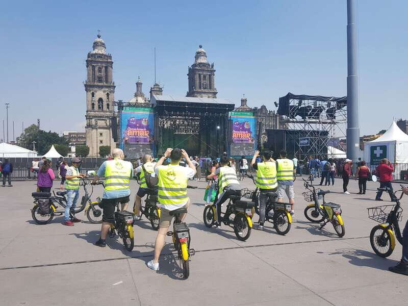 Electric Bike City Tour with a taco stop. - Key Points