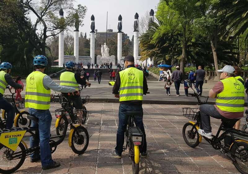 Electric Bike City Tour with a taco stop. - Why Choose an Electric Bike Tour in Mexico City?
