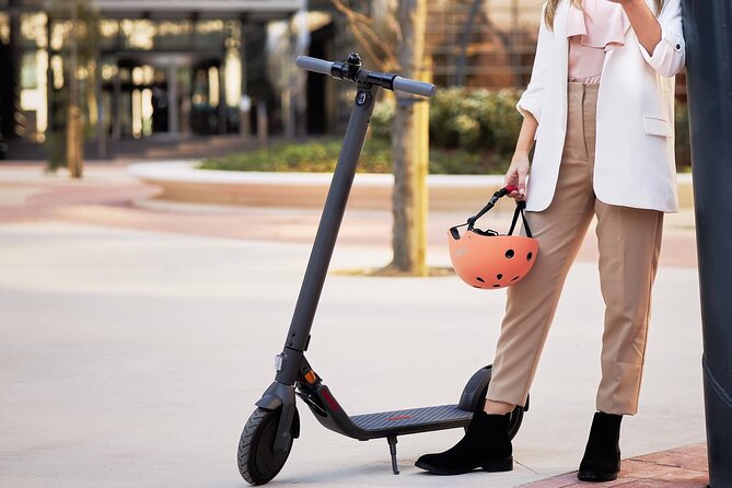 Electric Kick Scooter Rental in Nice - Safety Measures and Helmet Use