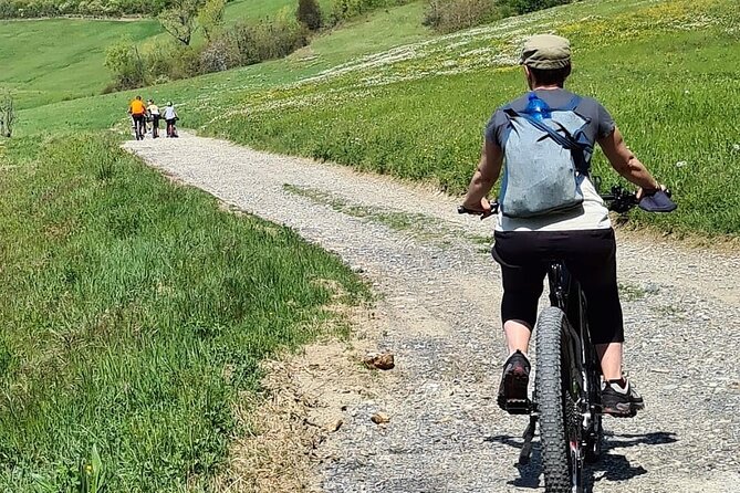 Electric Mountain Bike Rental in Bobbio - Quality of Equipment and Guides