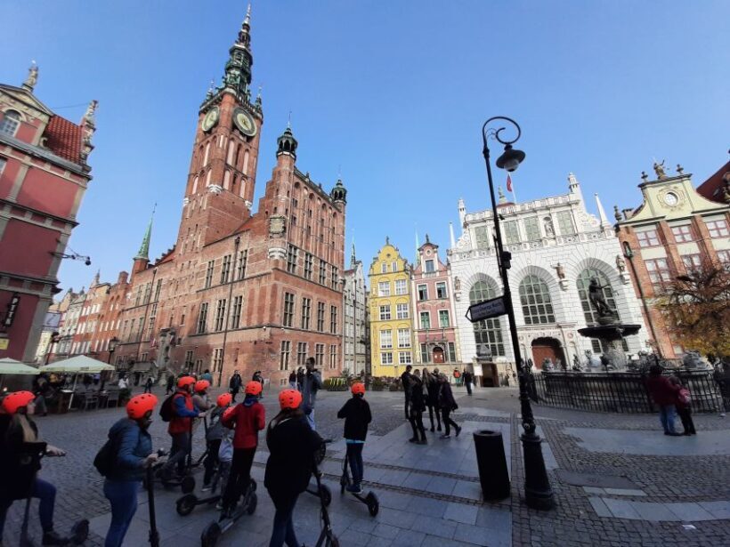 Electric Scooter Tour: Full Tour (Old Town + Jewish Quarter) - Key Points